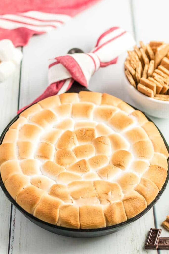 14 Party-Favorite Fall Dip Recipes To Devour - Funtastic Snacks