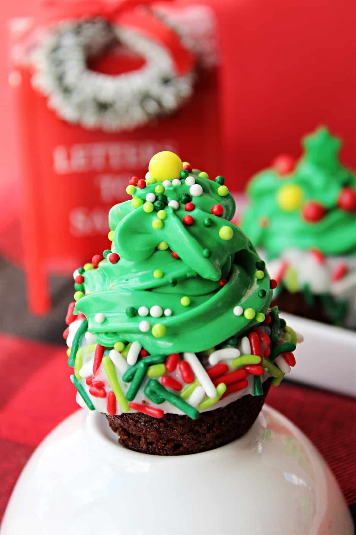 12 Crowd-Pleasing Christmas Brownies Recipes for Holiday Treats ...