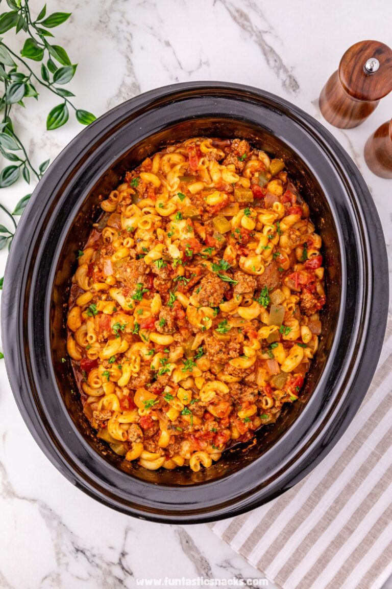 Crockpot American Goulash - Funtastic Snacks
