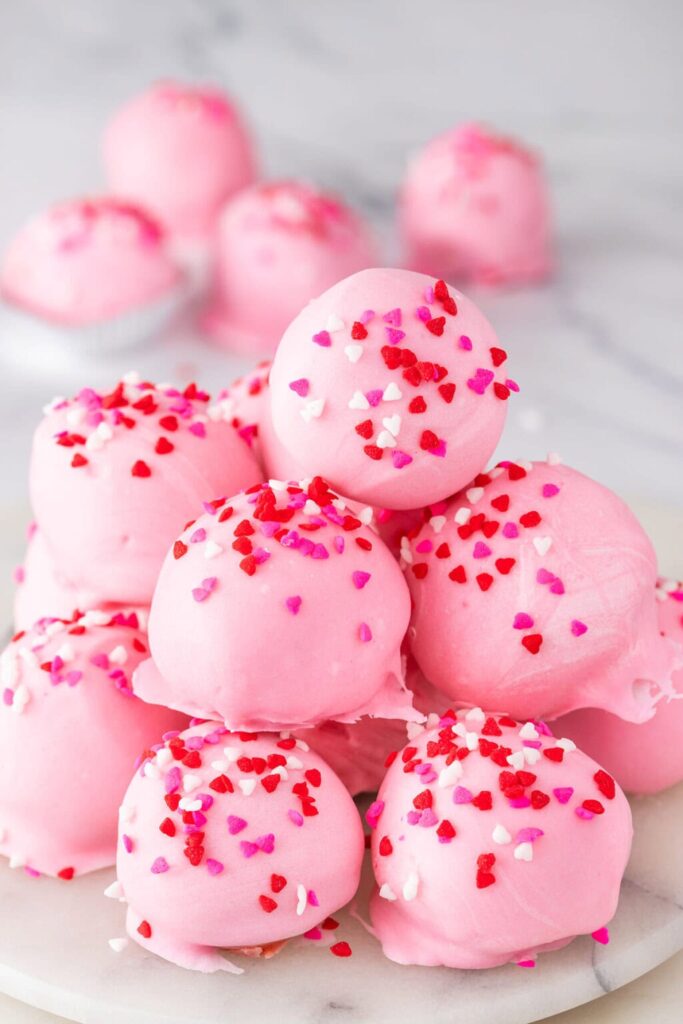 15 Pretty Sweet Valentine's Day Treats You'll Fall In Love With ...