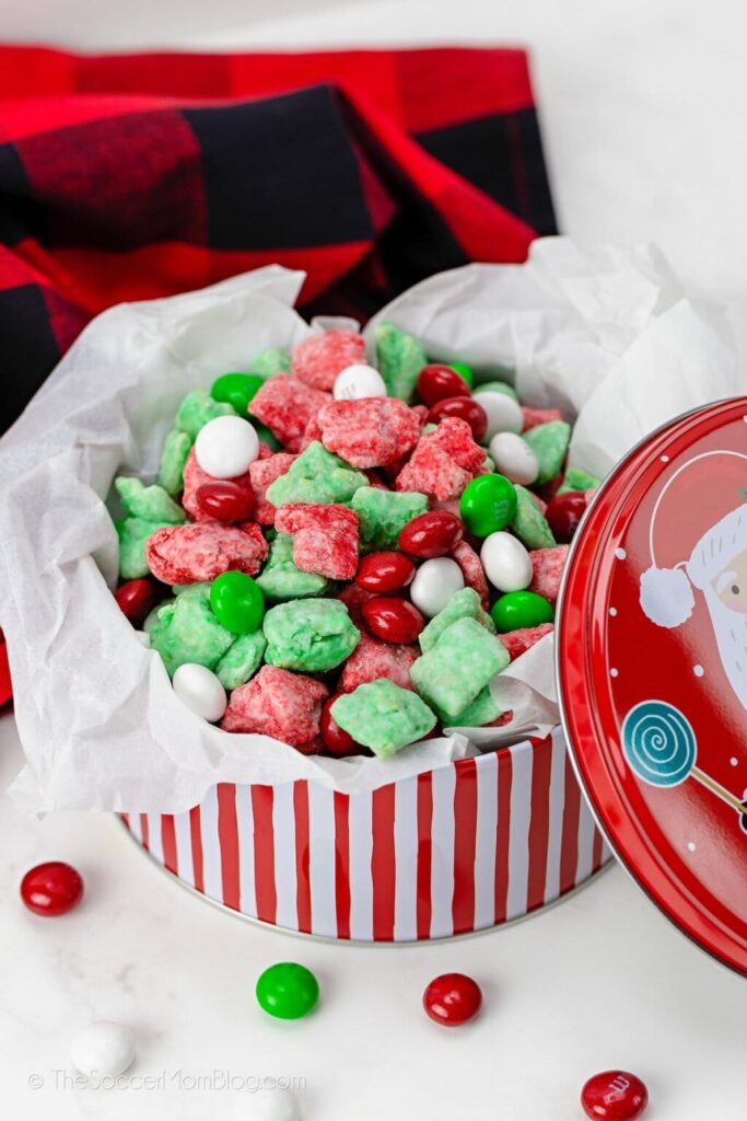 11 Christmas Snack Mix Recipes to Munch On All Holiday Season ...