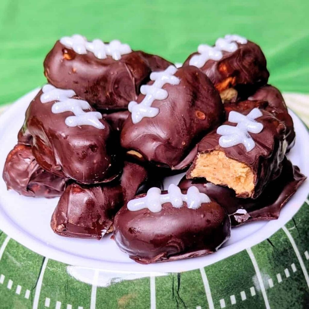 13 Party-Ready Football Desserts for a Winning Game - Funtastic Snacks
